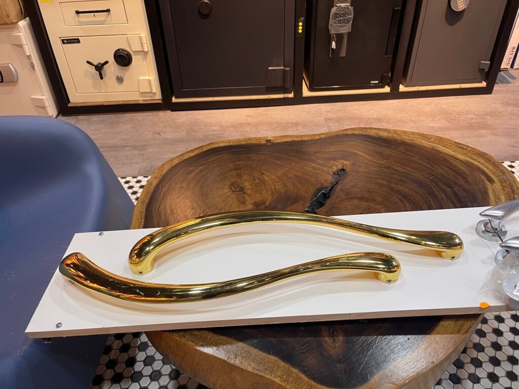 Securelution Global | SOLID BRASS MAIN DOOR PULL HANDLE